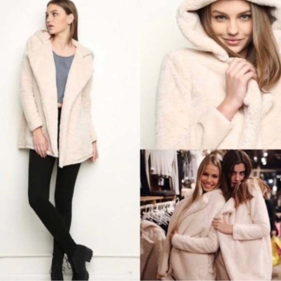 Brandy Melville | Jackets & Coats | Brandy Melville Sandra Faux Fur ...